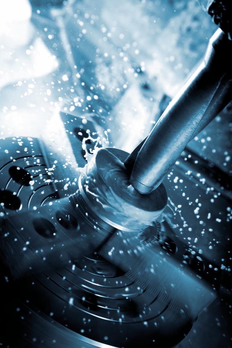Base oils for metal cutting and removal fluids